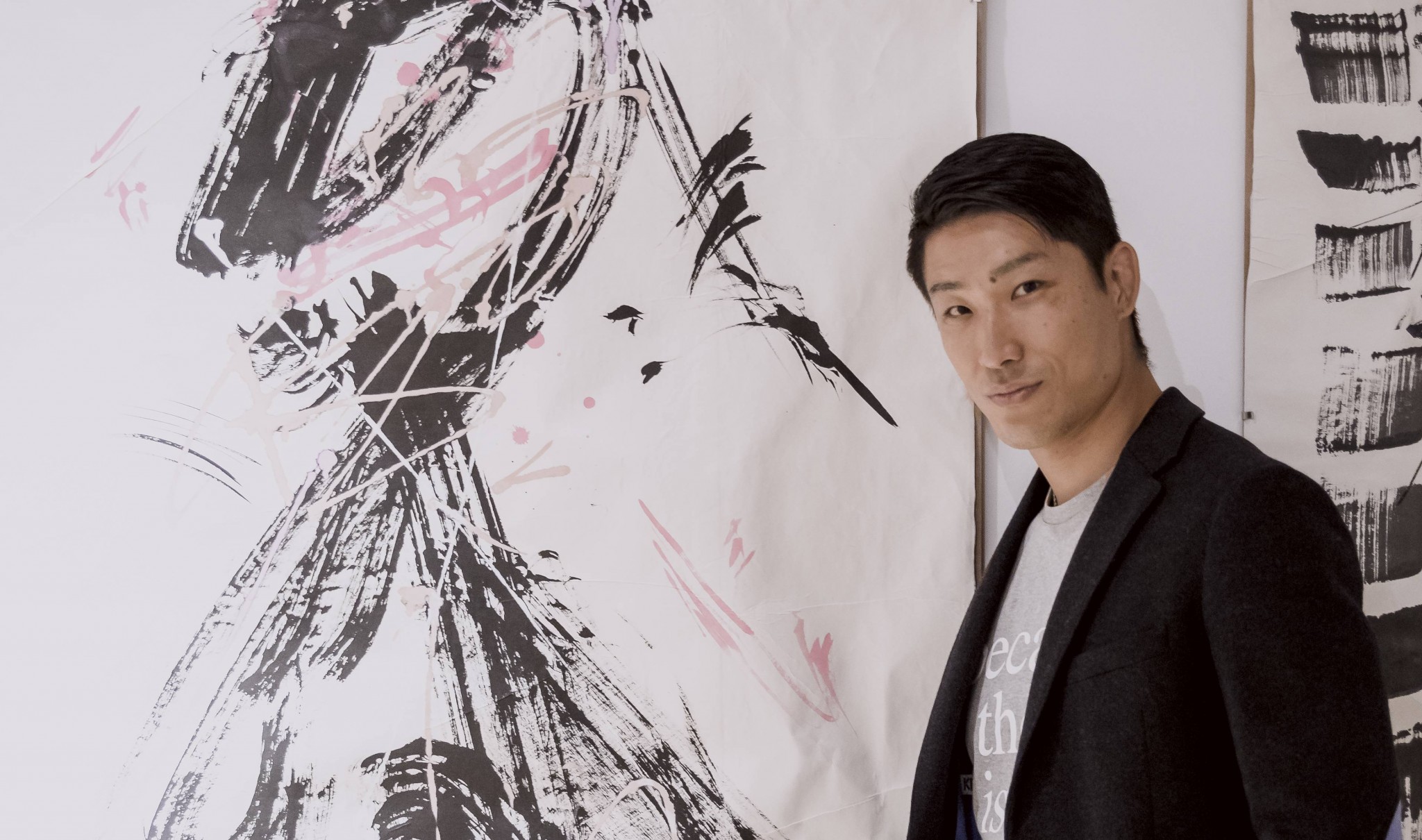 Artist showcases Europe’s largest calligraphy work - Asia Trend
