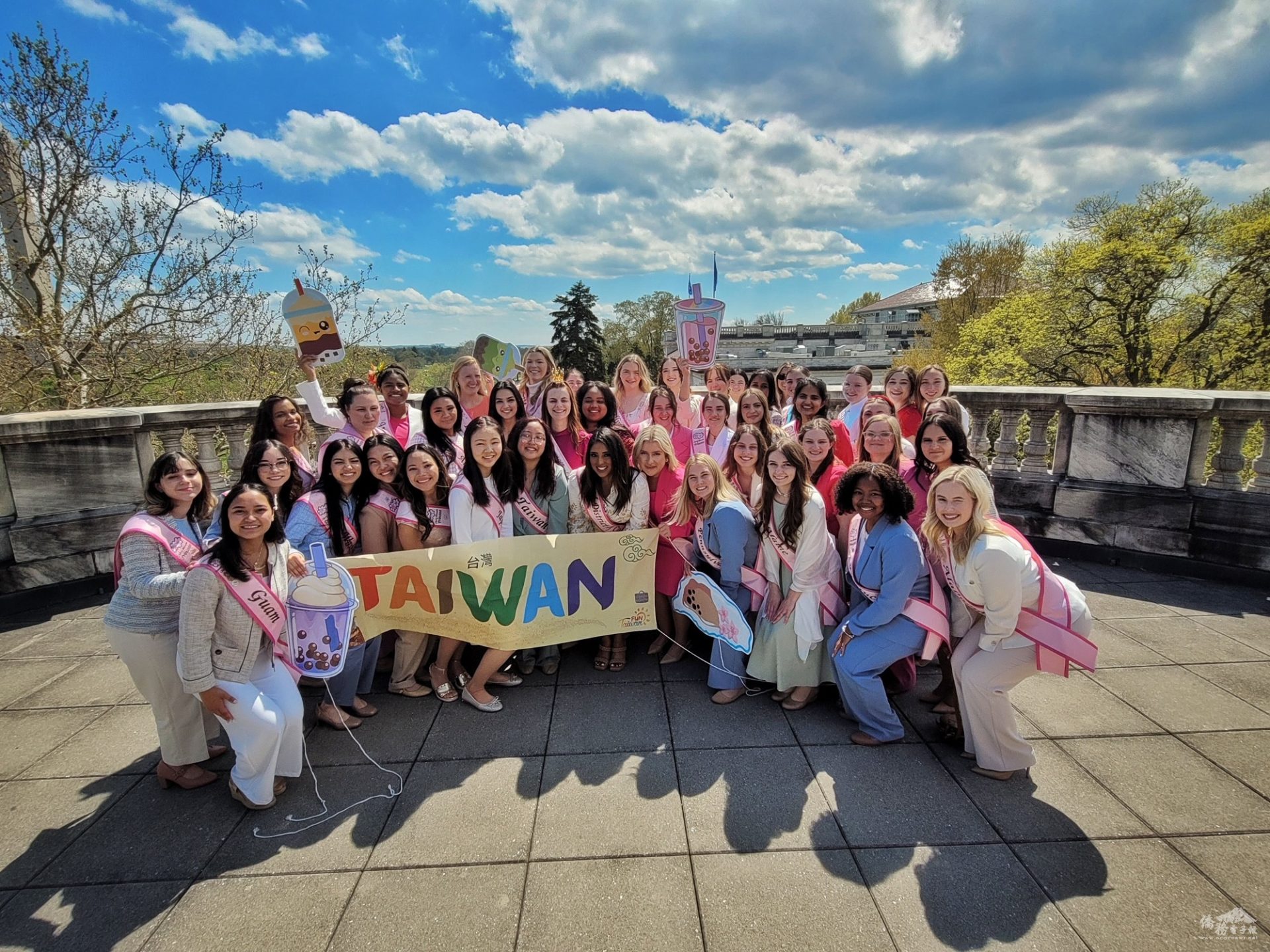 Cherry Blossom Princesses Celebrate US-Japan-Taiwan Friendship at DAR ...