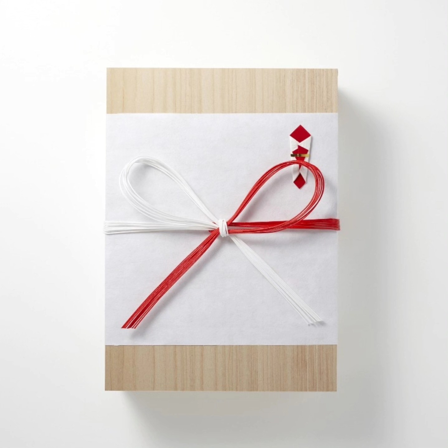 JAPANESE KNOTS in Mizuhiki: The Art of GIFTS - Asia Trend